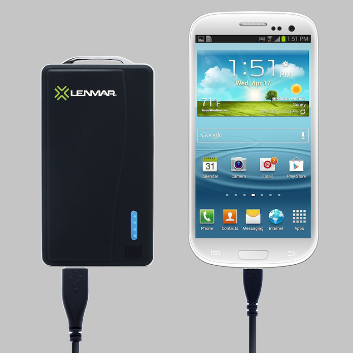Lenmar Revv Battery Power Pack